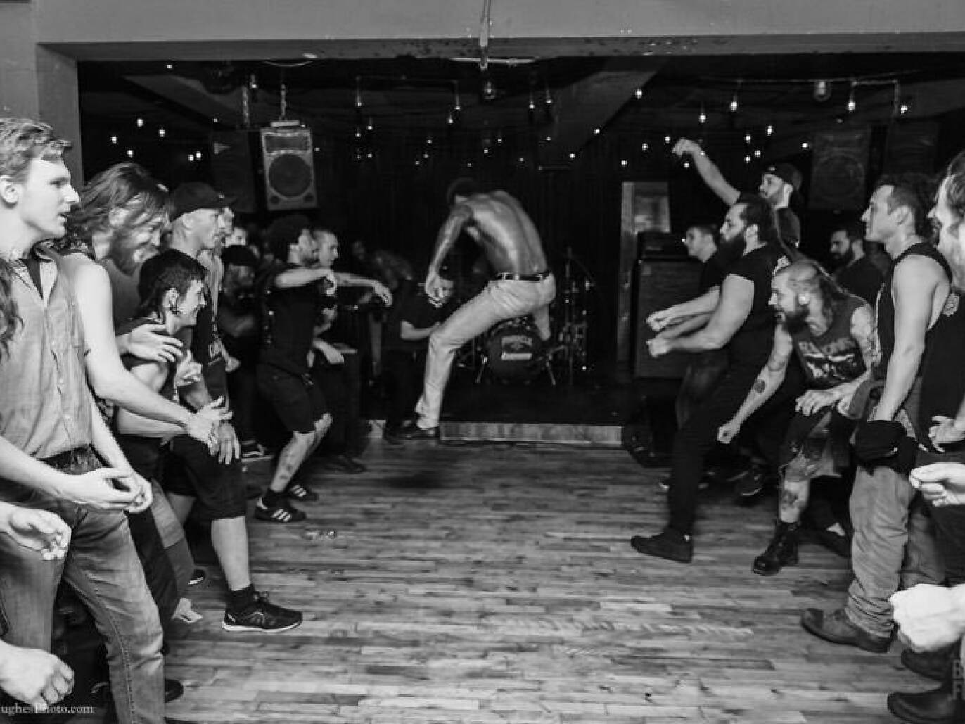 Ultimate Guide to the Best Nightlife in Montreal