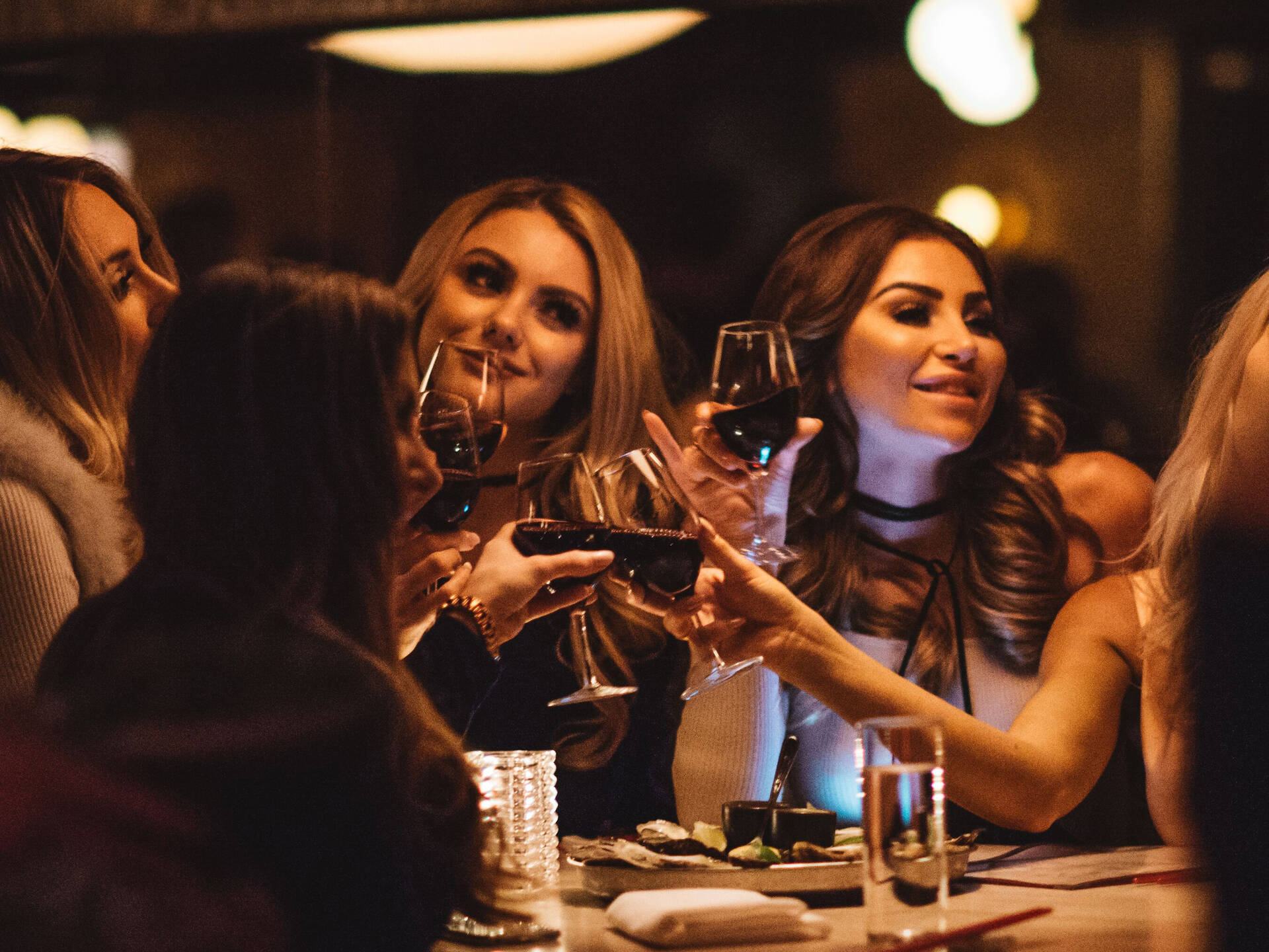 Ultimate Guide to the Best Nightlife in Montreal