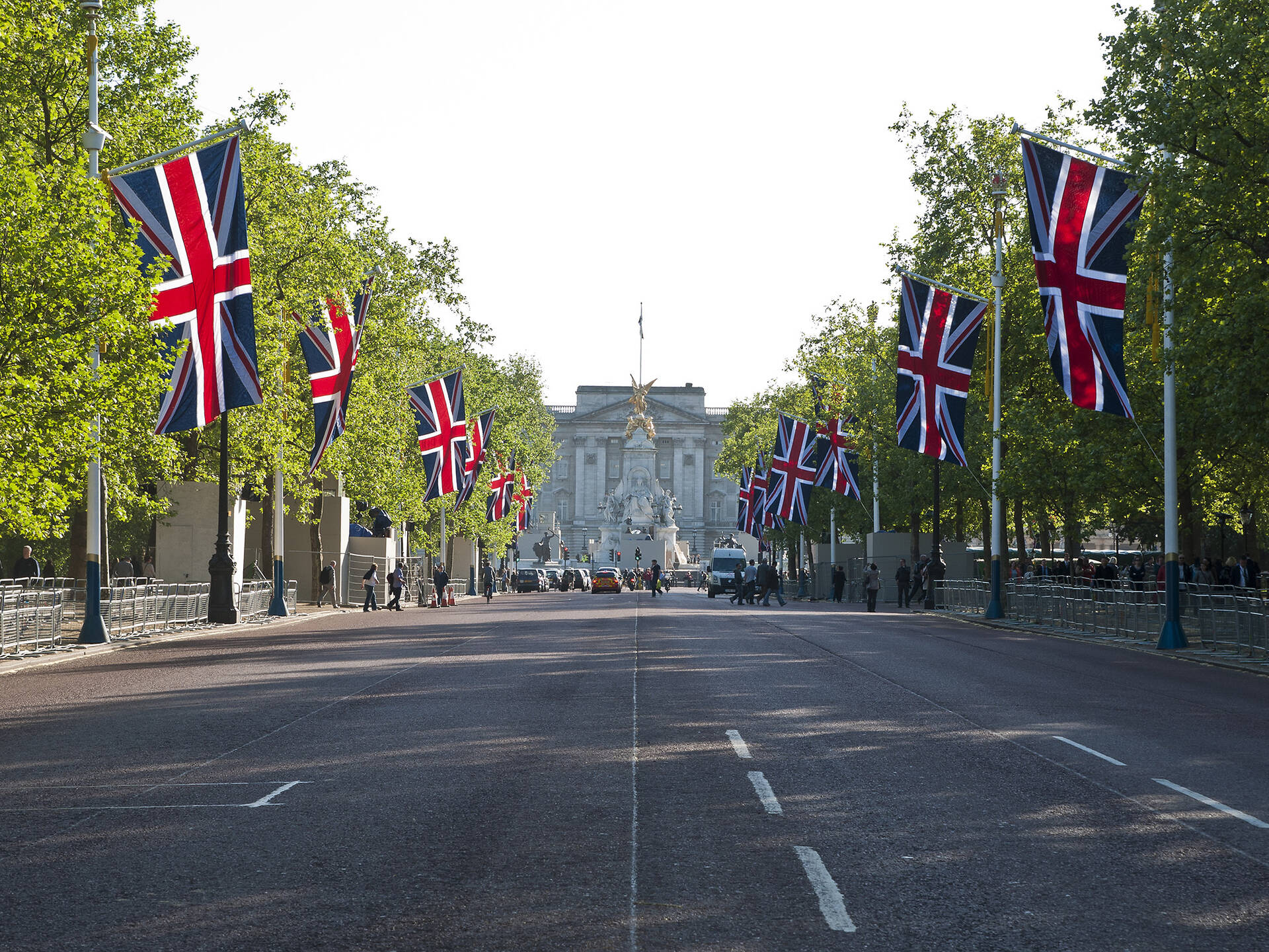 8 of the best walks past London landmarks, parks and waterways