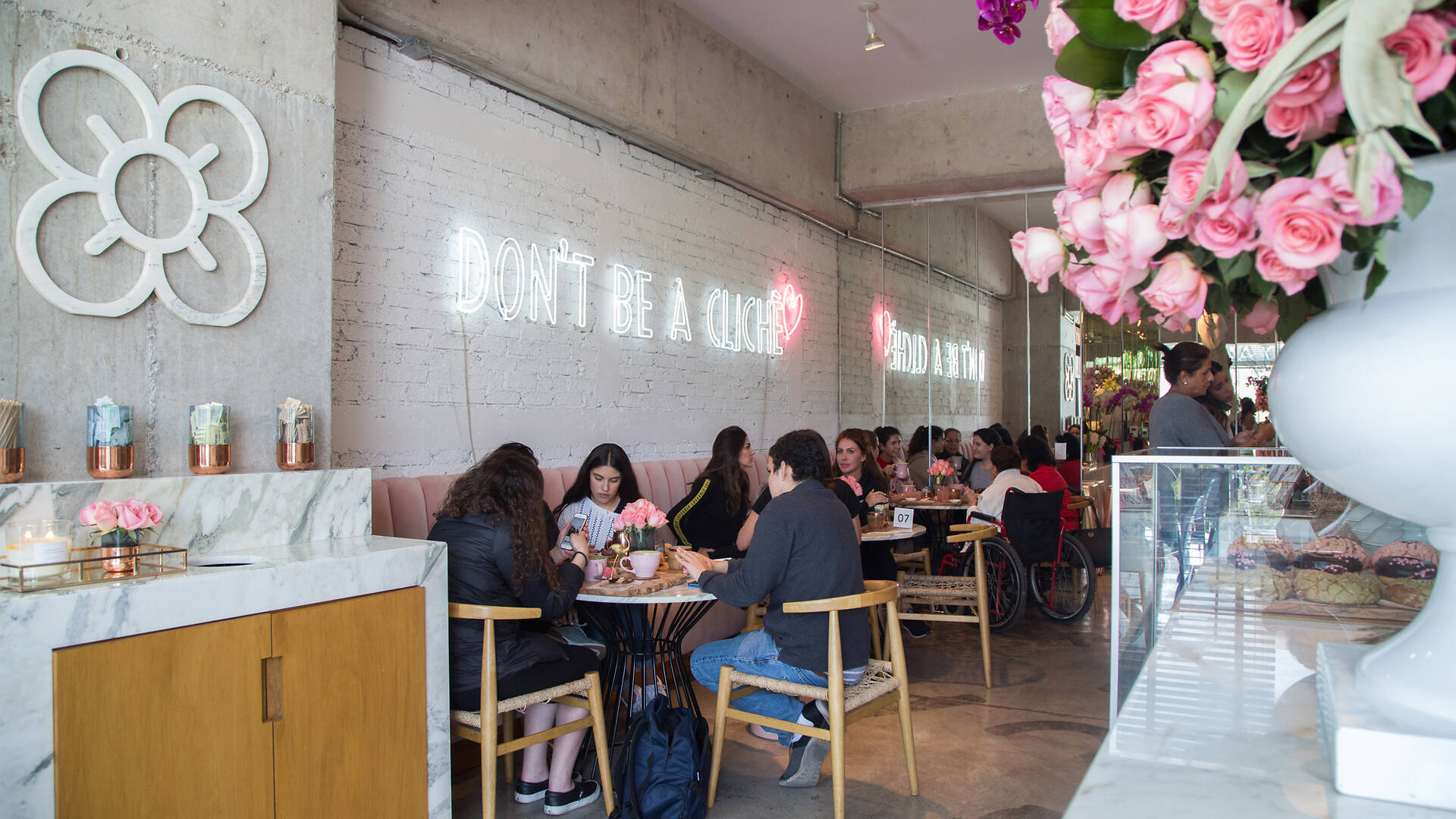 Flora Caffé es la cafetería rosada que necesitabas en tu Instagram