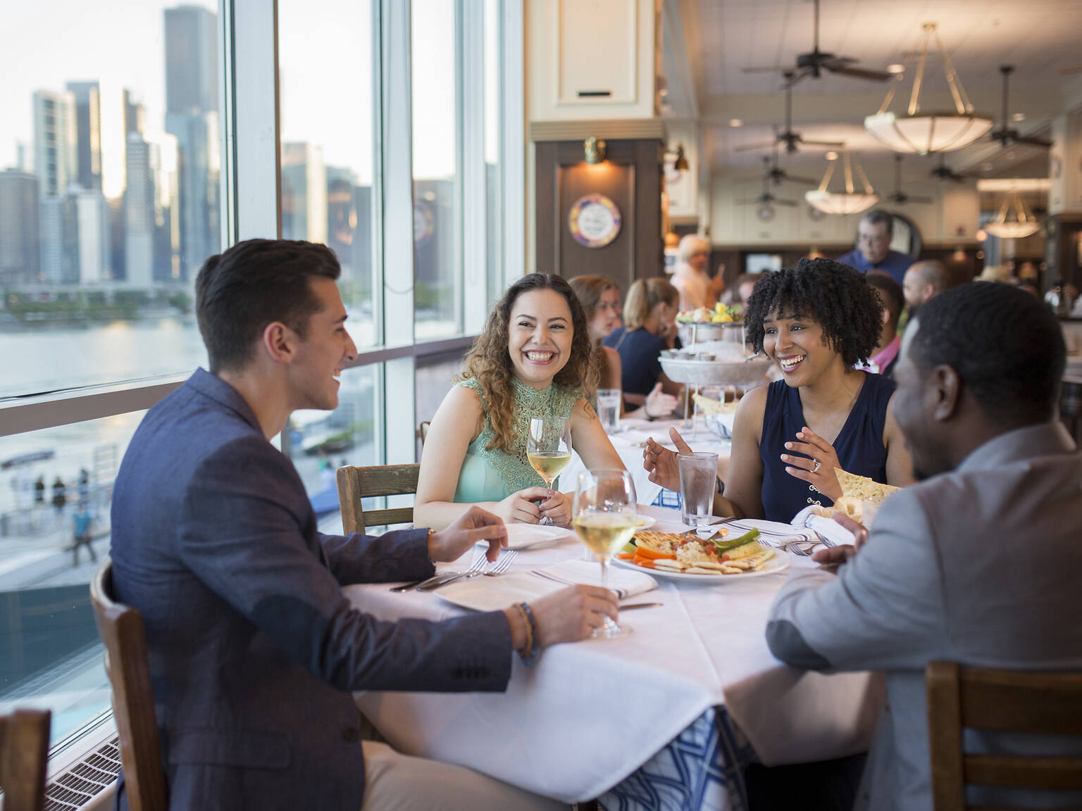 9 Best Navy Pier Restaurants For Burgers, Seafood and More