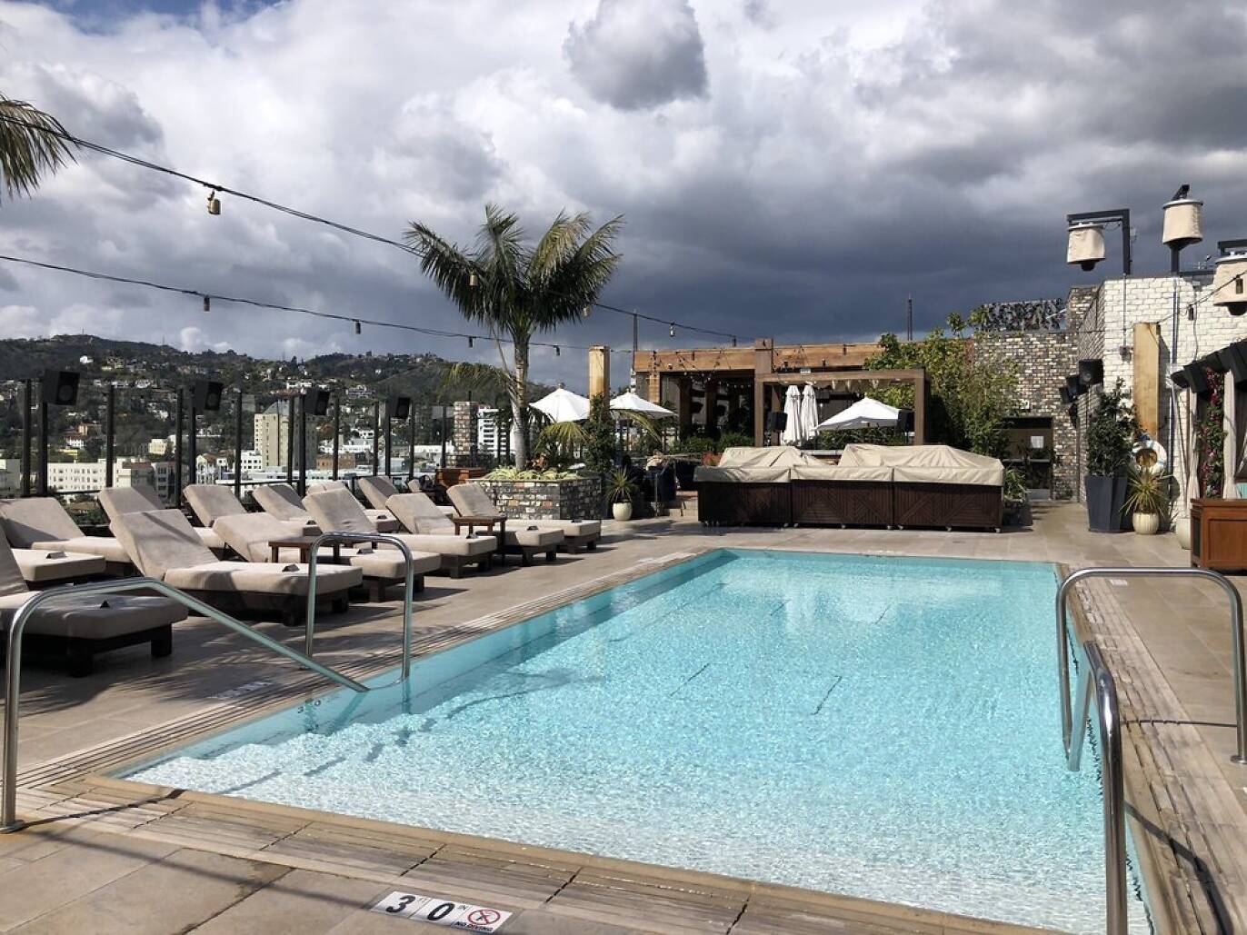 Best Pool Bars in Los Angeles Open to the Public