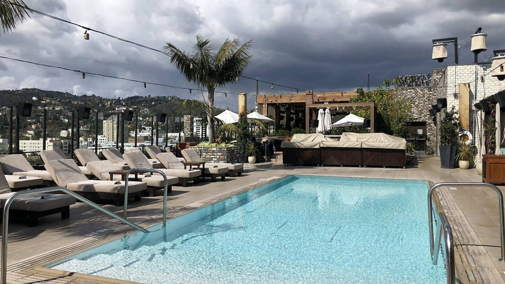 Best Pool Bars in Los Angeles Open to the Public