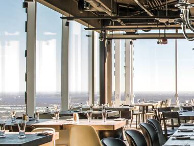 23 Best Rooftop Bars in Montreal To Check Out For Booze with Views