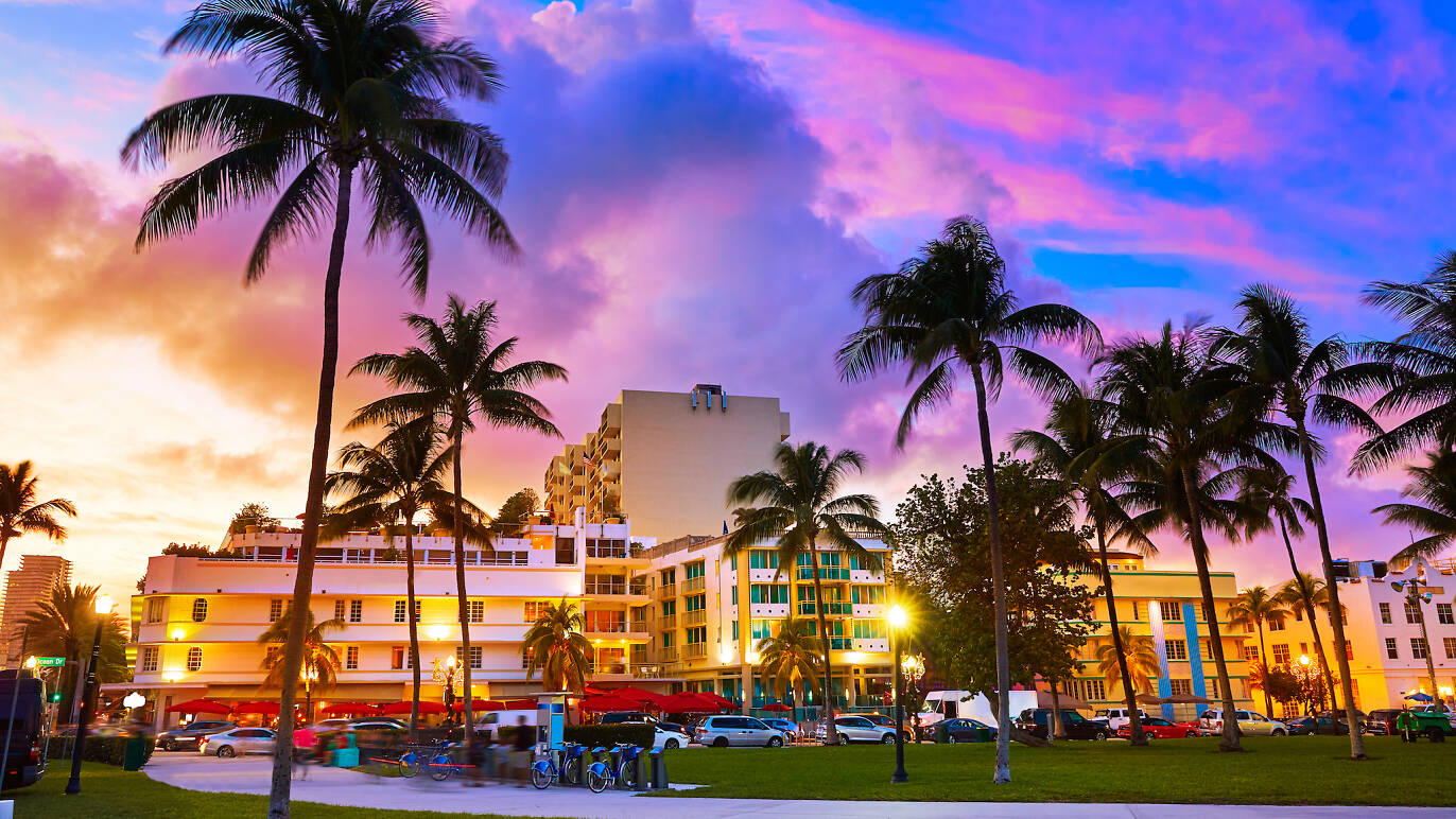 Where To Stay in Miami: 8 Best Neighborhoods, By Locals