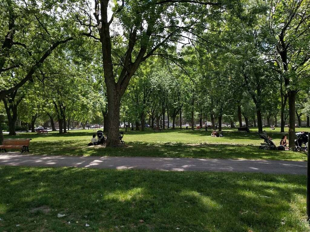 21 Best Montreal Parks to Explore