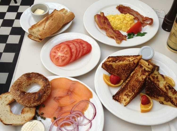 20 Restaurants with the Best Breakfast in Montreal, Day or Night