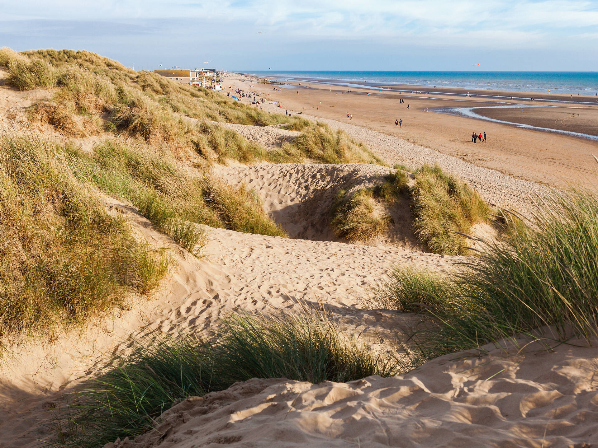 37 Brilliant Beaches in the UK for 2024, for Sandy Bays and Swimming