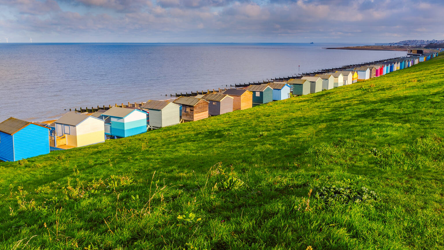 37 Brilliant Beaches in the UK for 2024, for Sandy Bays and Swimming