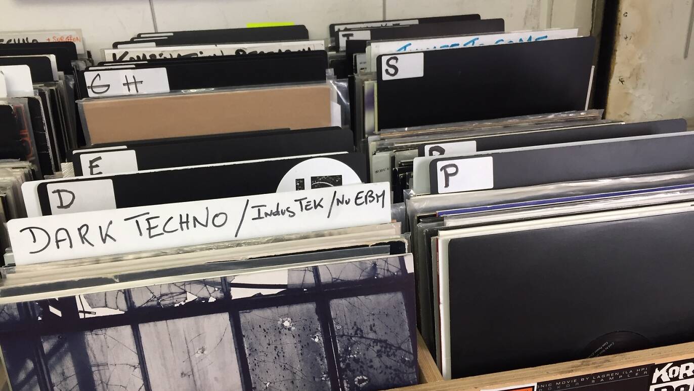 Toolbox Records | Shopping à Saint-Ambroise, Paris