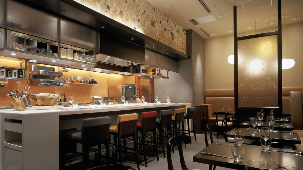 Bikini | Restaurants in Akasaka, Tokyo