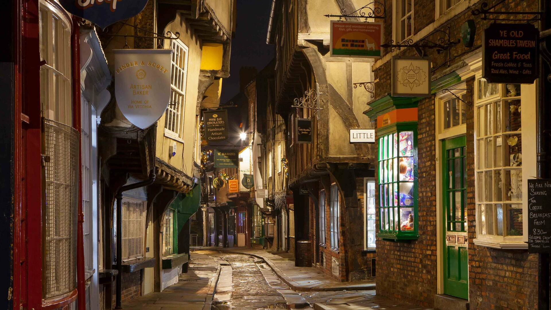 14 Best Harry Potter Places to Visit, Including Film Sets