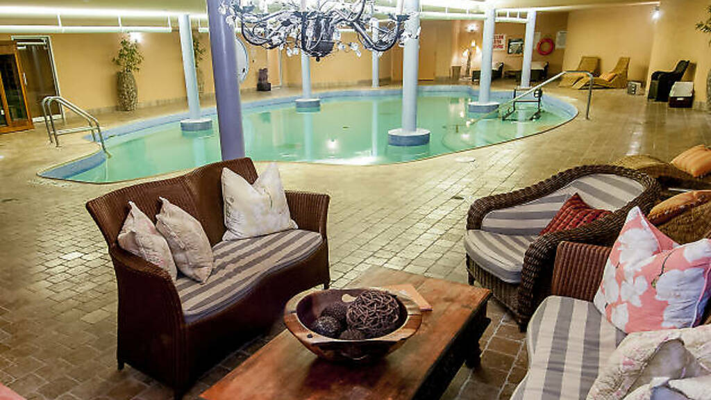 11 Best Spas in Toronto for a Little TLC