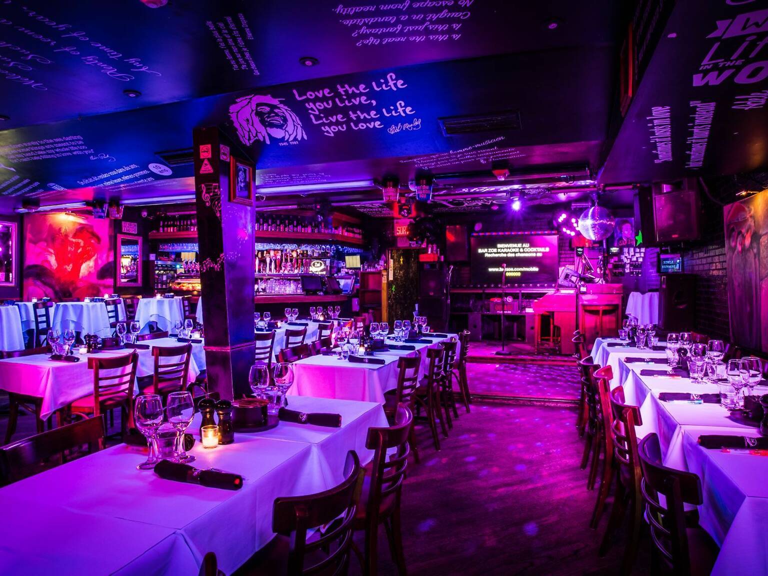 22 Best Buffets in Montreal For All-You-Can-Eat Delights