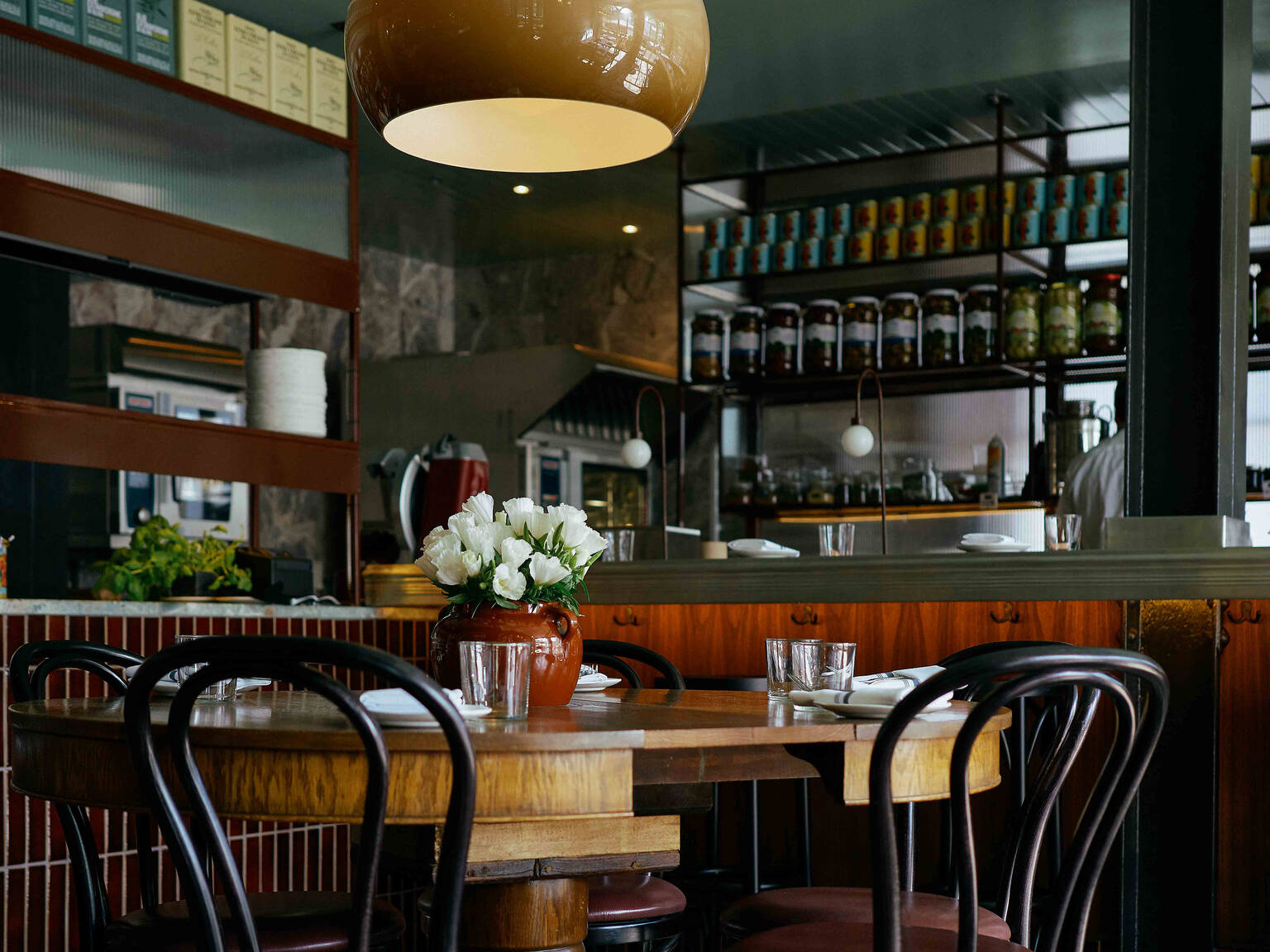 31 Best Old Montreal Restaurants You Need to Eat at Right Now