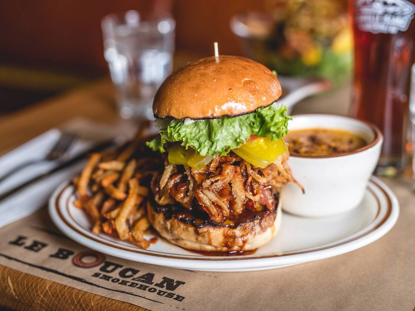Les 25 meilleurs burgers de Montréal à dévorer dès maintenant