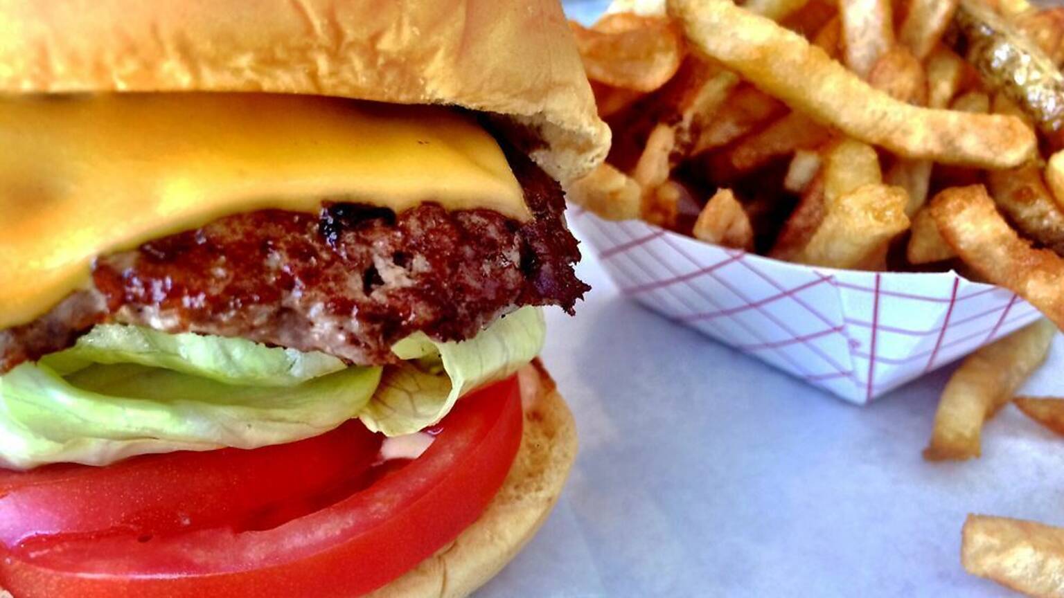 27 Best Burger Joints in Montreal to Devour Right Now