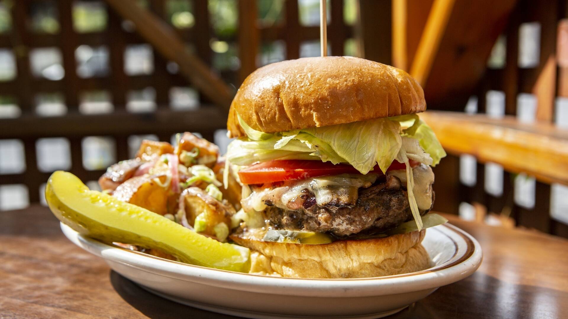 Les 25 meilleurs burgers de Montréal à dévorer dès maintenant