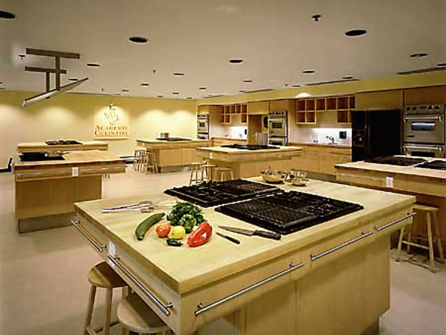 8 Best Cooking Classes in Montreal to Improve Your Kitchen Game