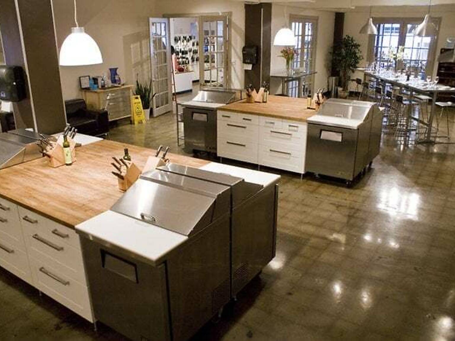 8 Best Cooking Classes in Montreal to Improve Your Kitchen Game