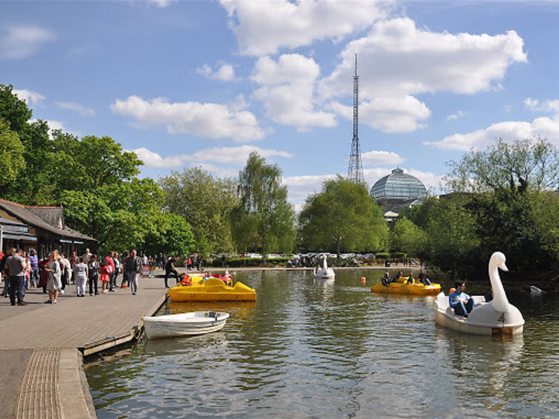 12 Best Places To Hire Boats in London, From Pedalos To Rowing Boats
