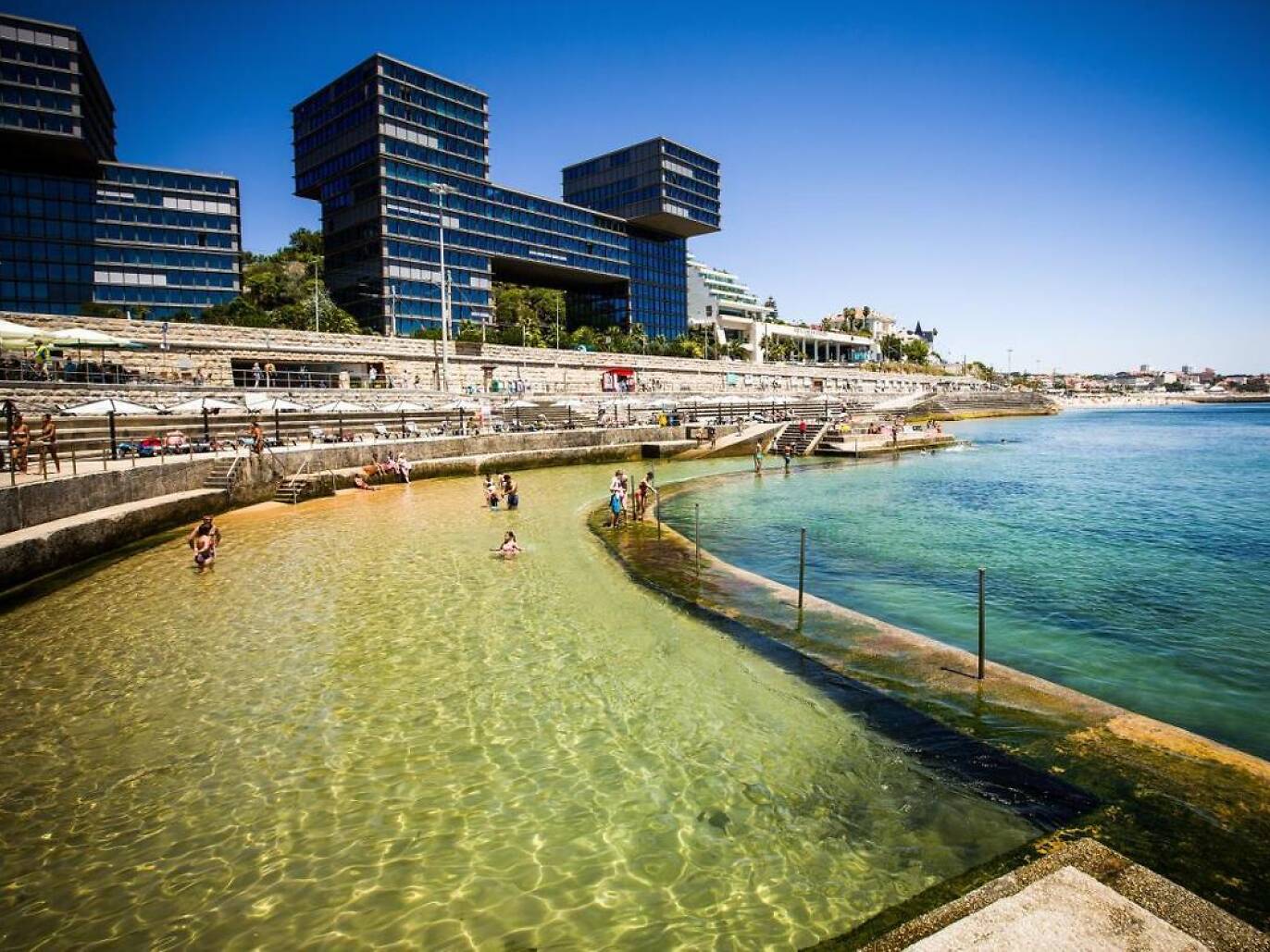 As melhores piscinas oceânicas em Lisboa (e arredores)