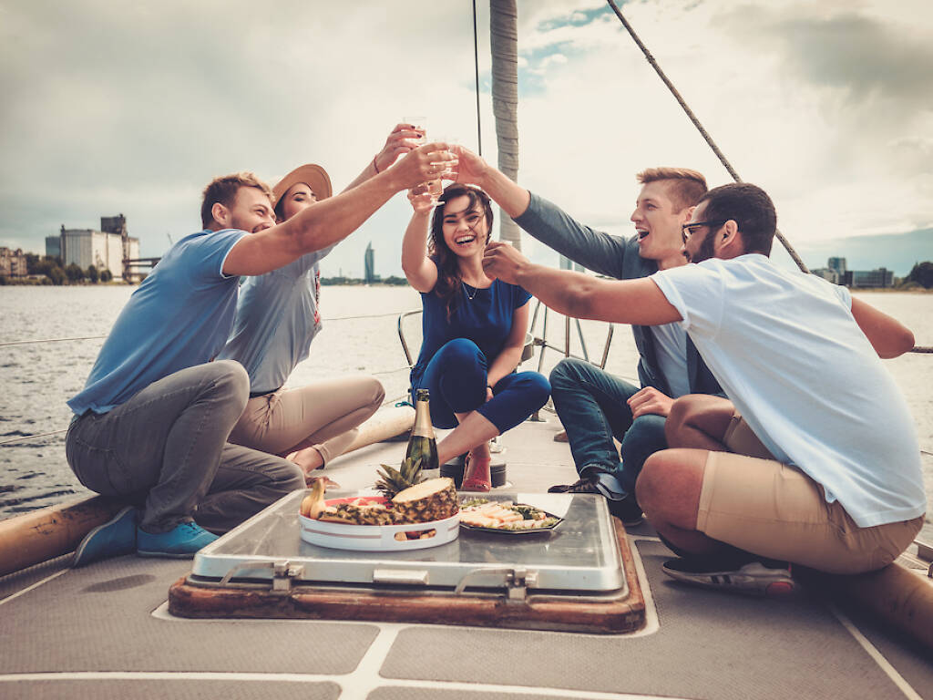 10 Best Corporate Team Bonding Activities in Singapore