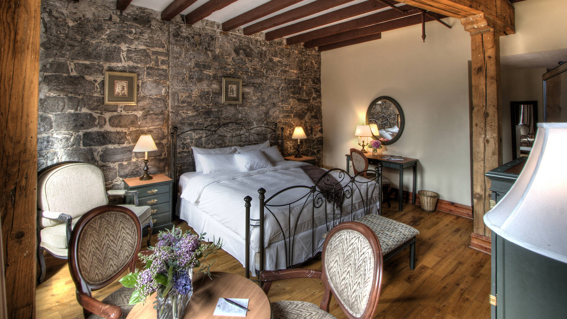 18 Best Hotels in Montreal for 2025