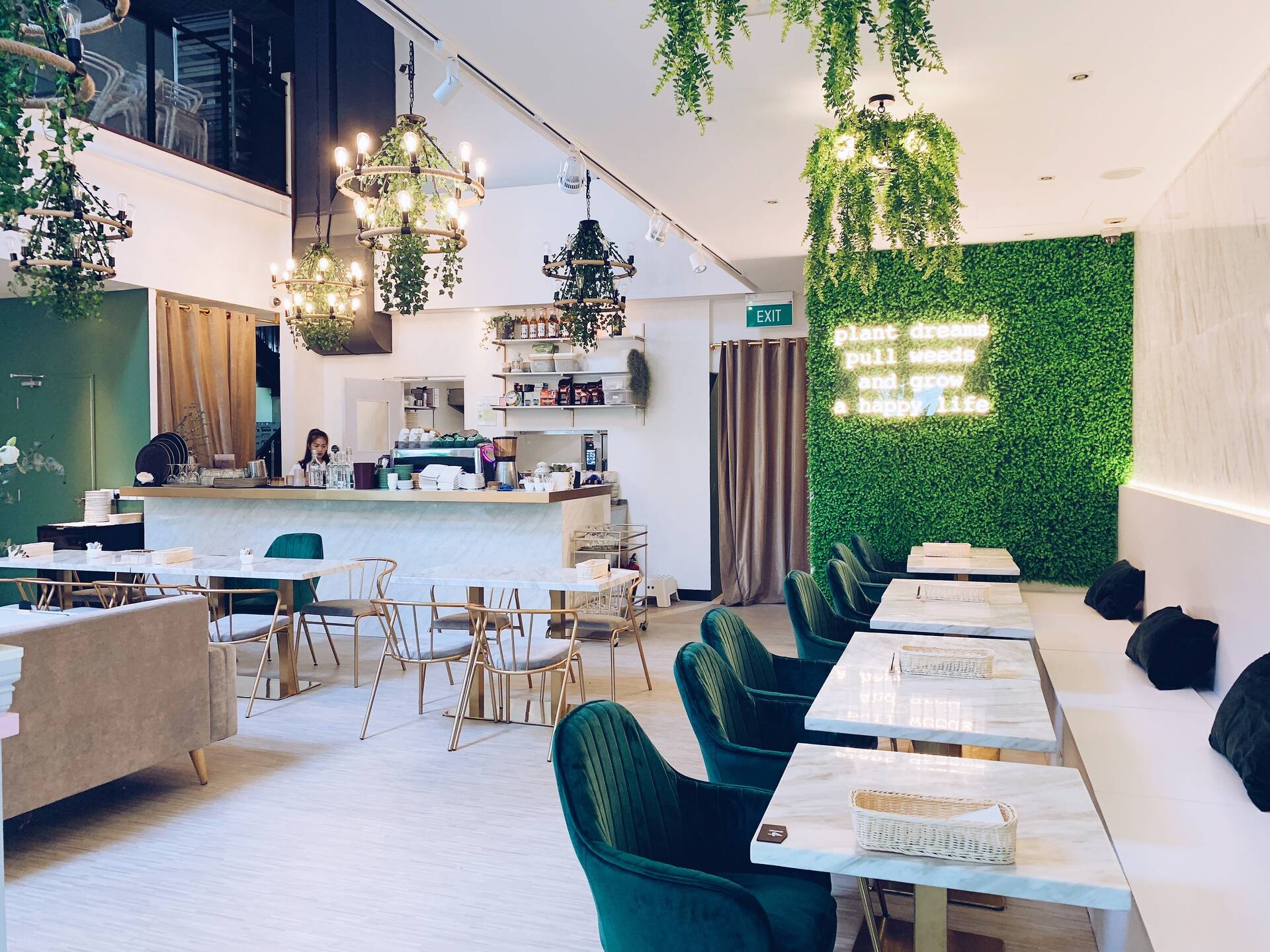 10 Best Floral Restaurants And Cafés In Singapore
