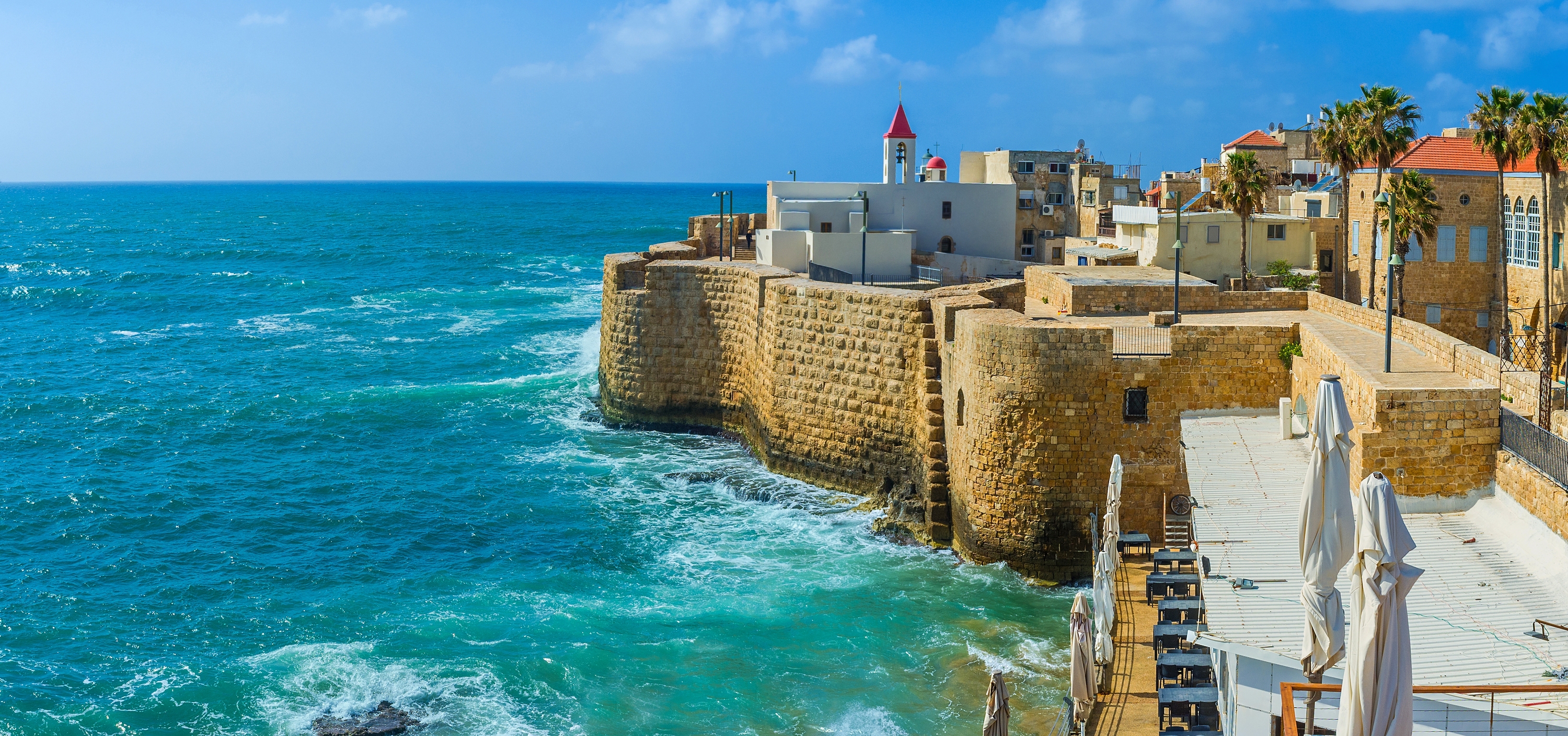 5 Israeli cities that are worth exploring by foot in a day