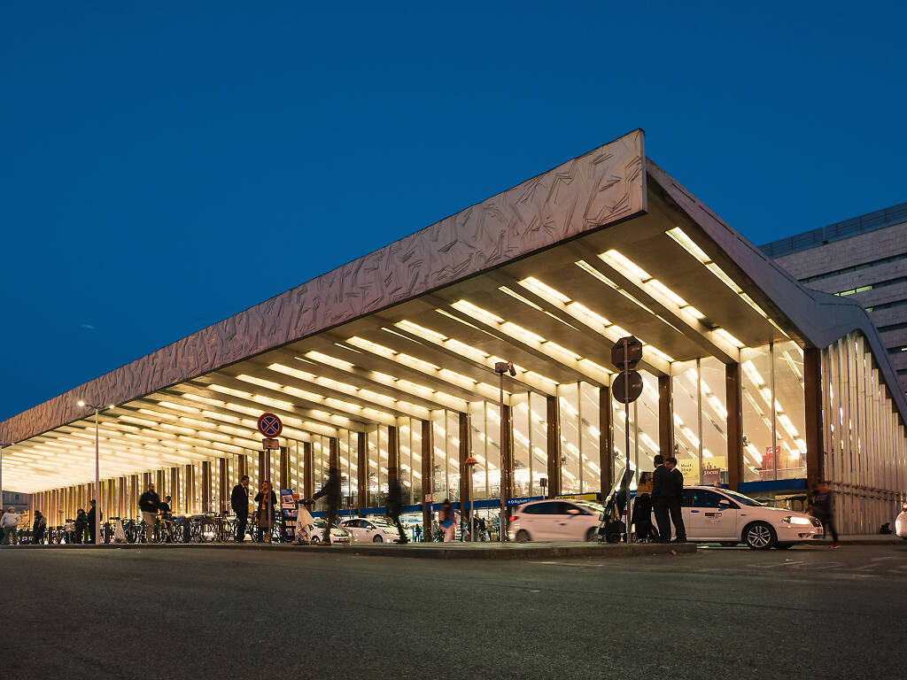 15 Best Places To Go Shopping in Rome