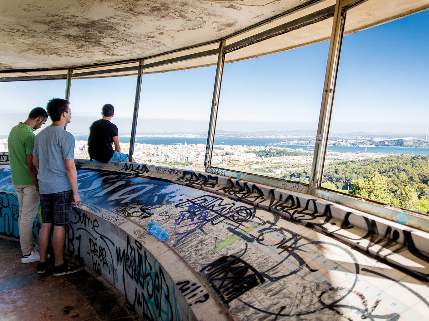The 8 best viewpoints in Lisbon: let these views take your breath away