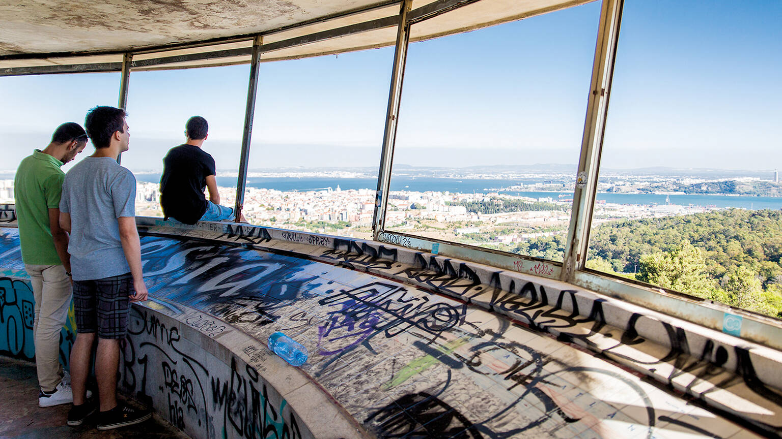 The 8 best viewpoints in Lisbon: let these views take your breath away