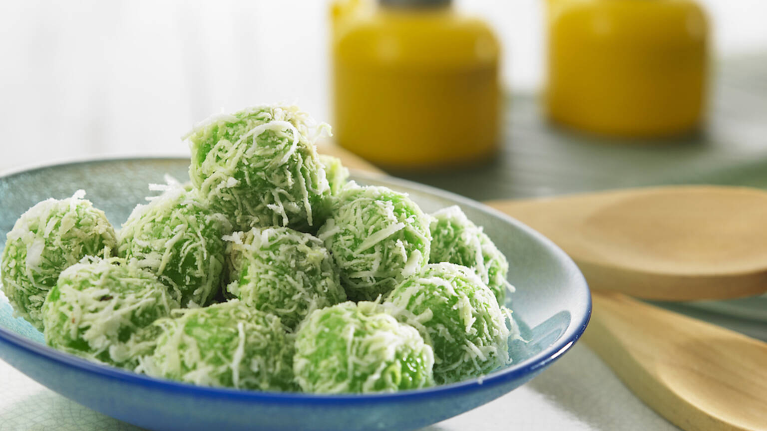 The Guide To Hari Raya Aidilfitri in Singapore 2025