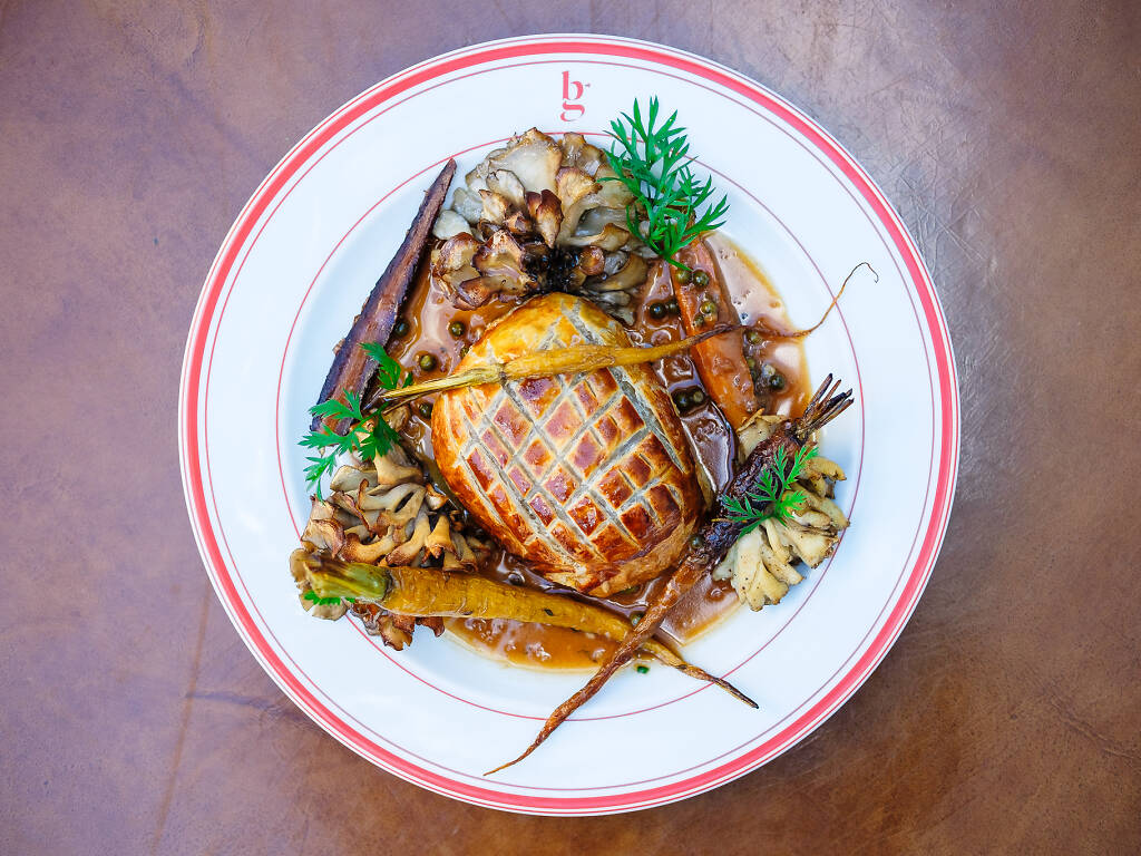 22 Best Downtown Montreal Restaurants That Rule the City Core