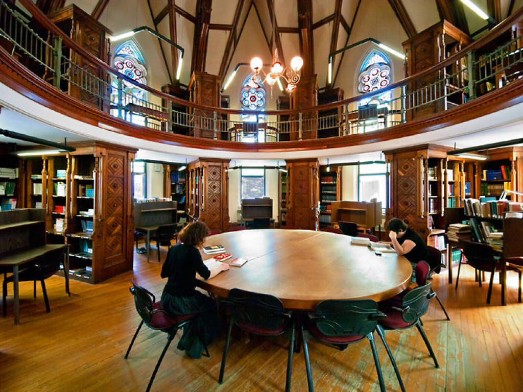 15 Best Montreal Libraries That Will Satisfy Your Inner Bookworm