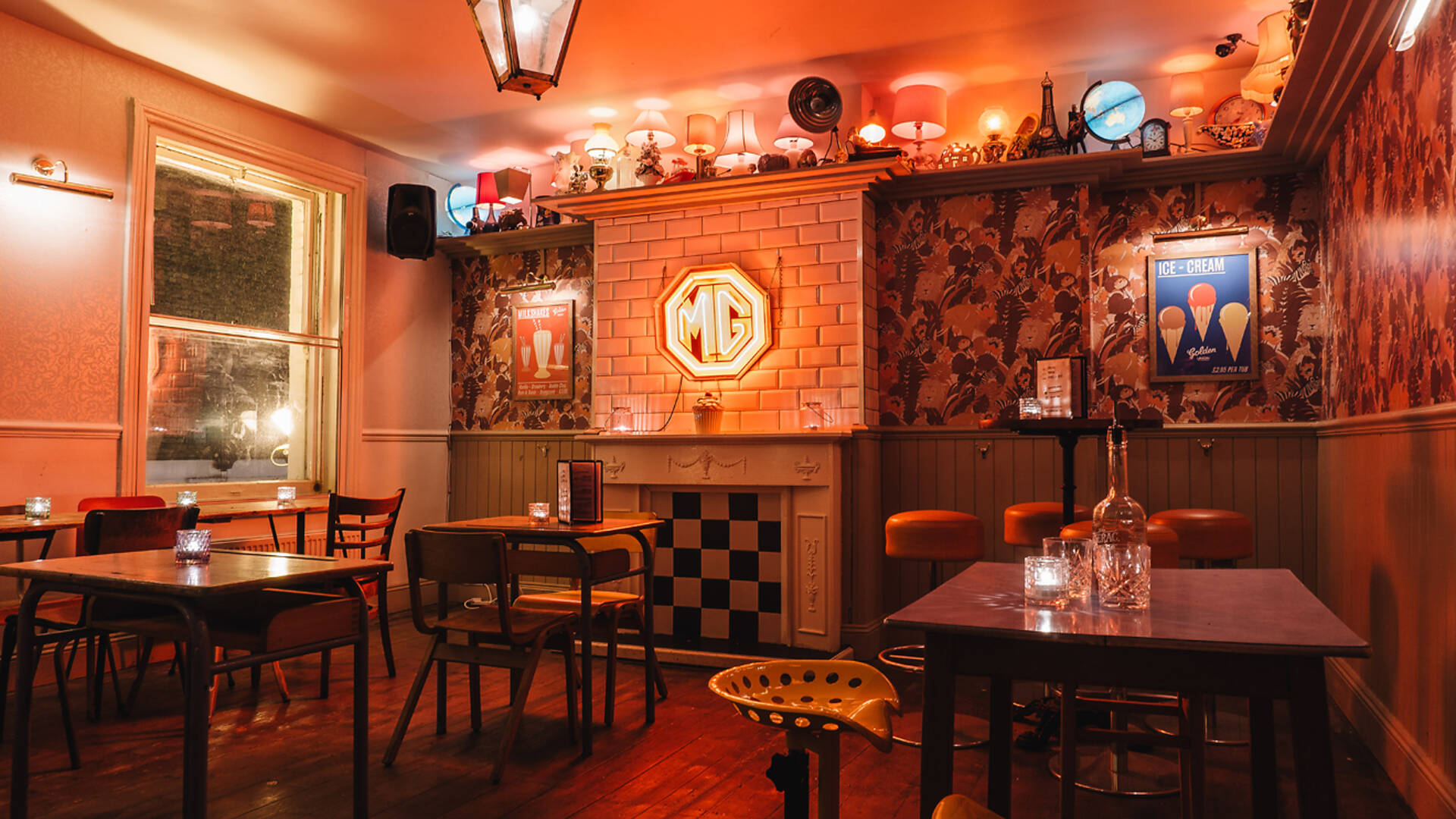Simmons Soho | Bars and pubs in Soho, London