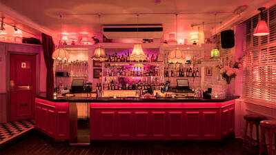 Simmons Soho | Bars and pubs in Soho, London