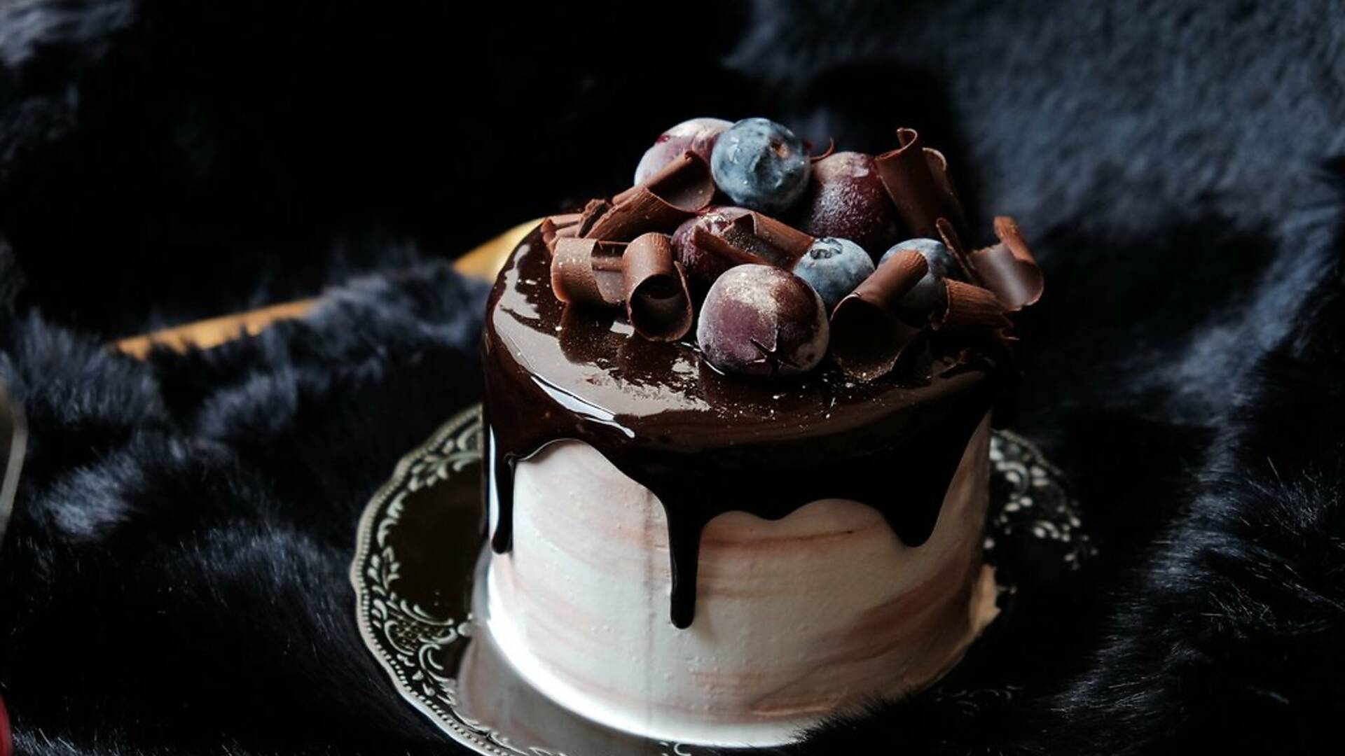 8 Best Traditional Bakeries and Cake Shops in Singapore