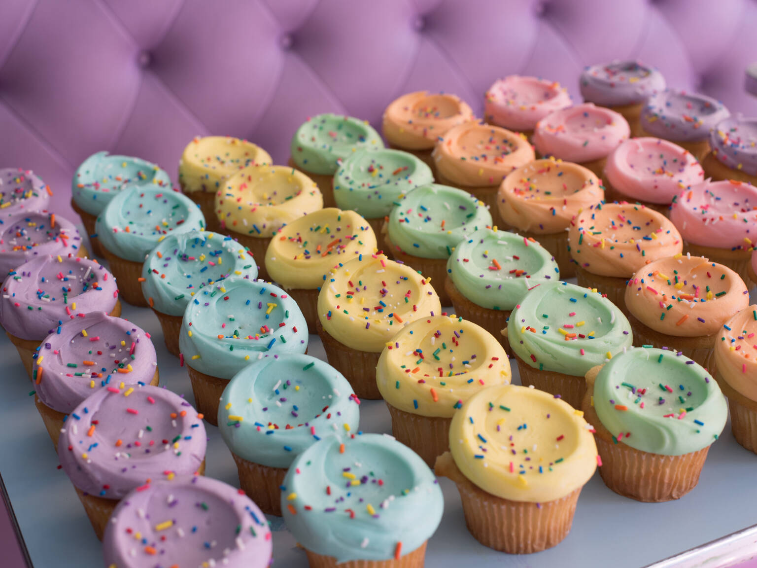 35 Amazing Bakeries in Chicago for Cakes, Pastries and Coffee