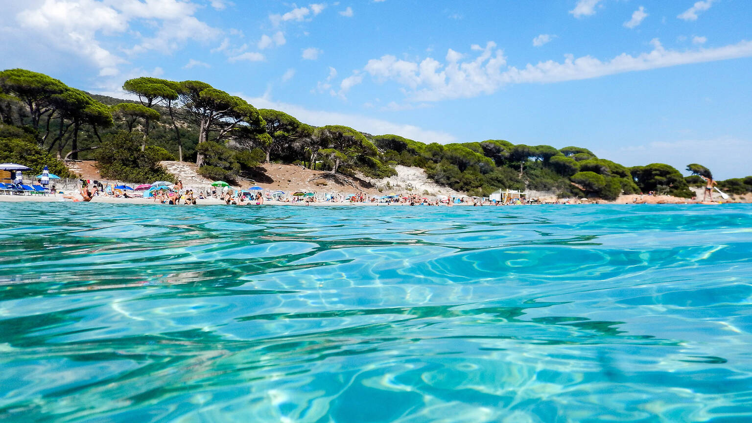 10 Best Beaches in France to Visit in 2024 According To An Expert