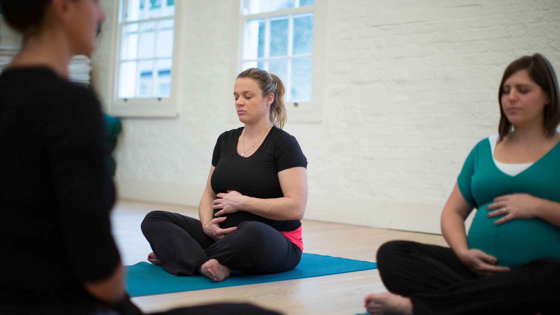 Best Pregnancy Yoga Classes Near You in London