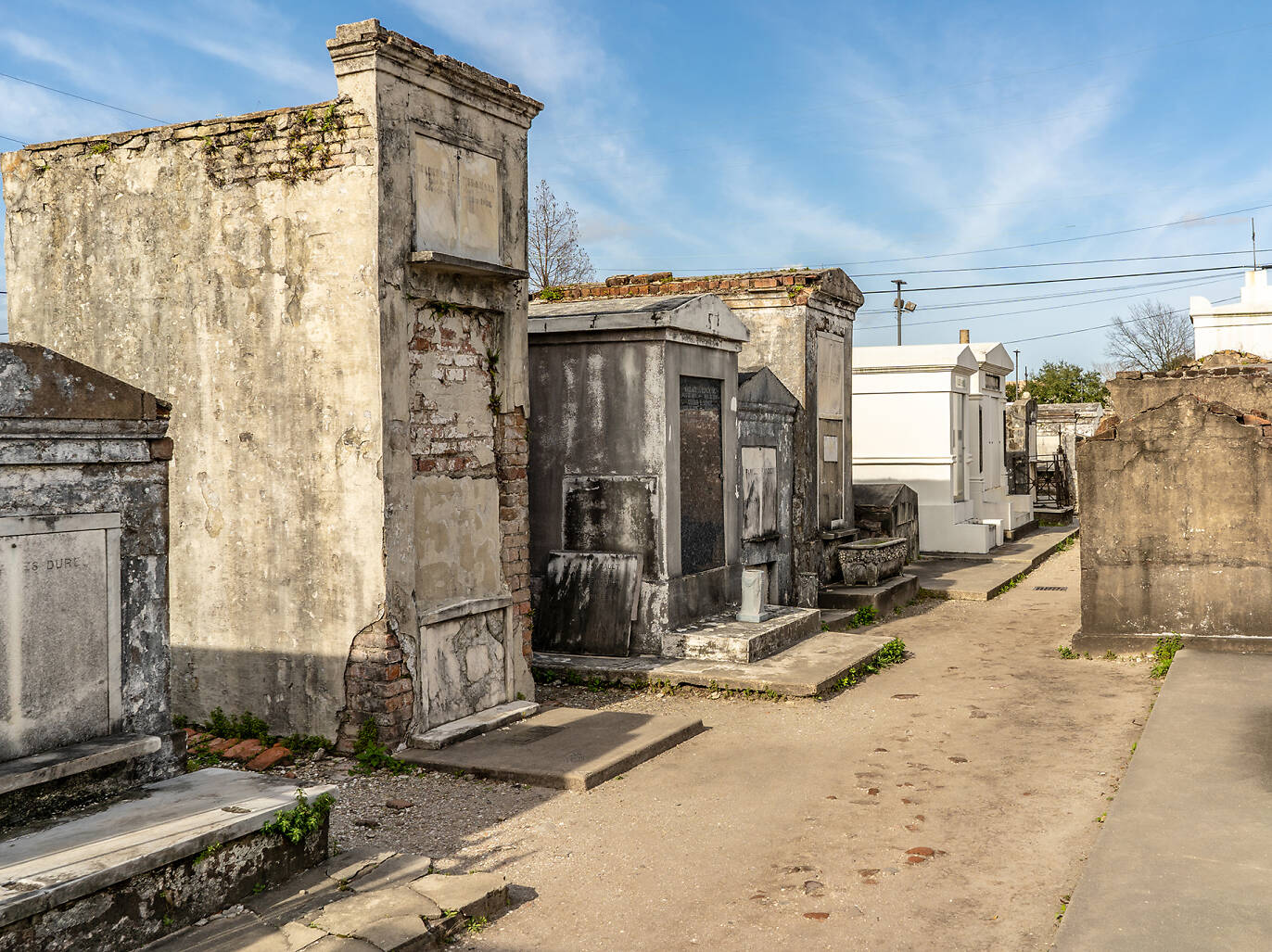 19 Most Beautiful Cemeteries in the U.S. to Visit Year Round