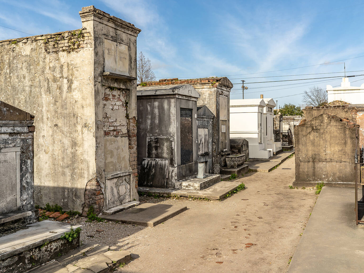19 Most Beautiful Cemeteries in the U.S. to Visit Year Round