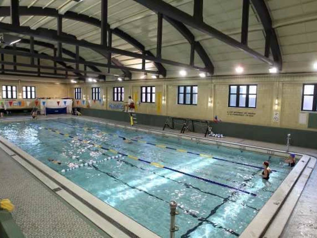 18 Best Pools in Montreal Where You Can Go for a Swim