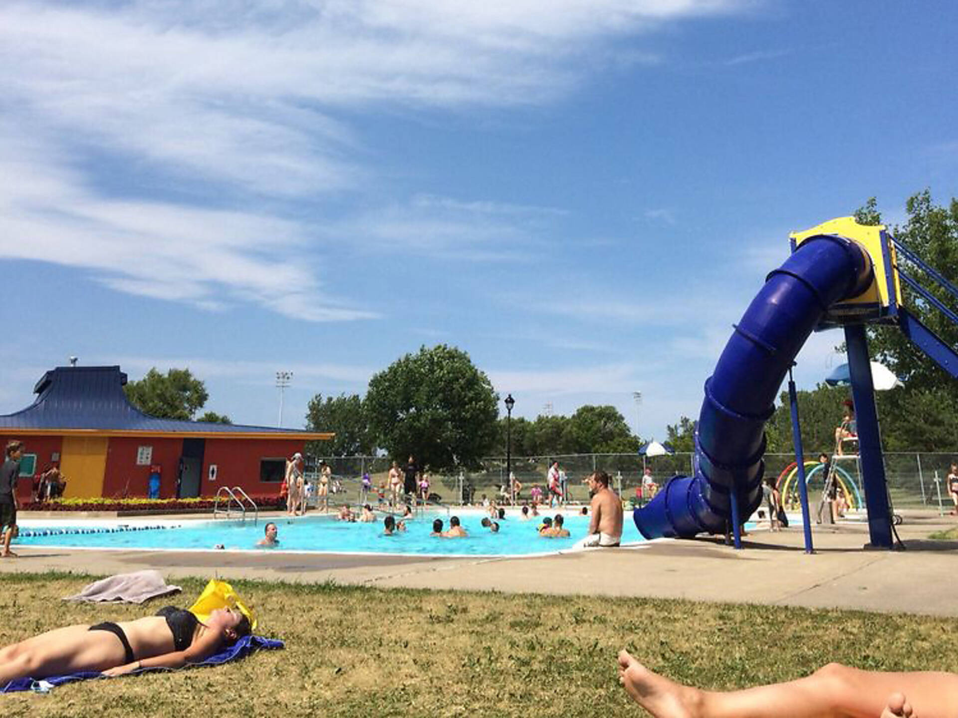 18 Best Pools in Montreal Where You Can Go for a Swim