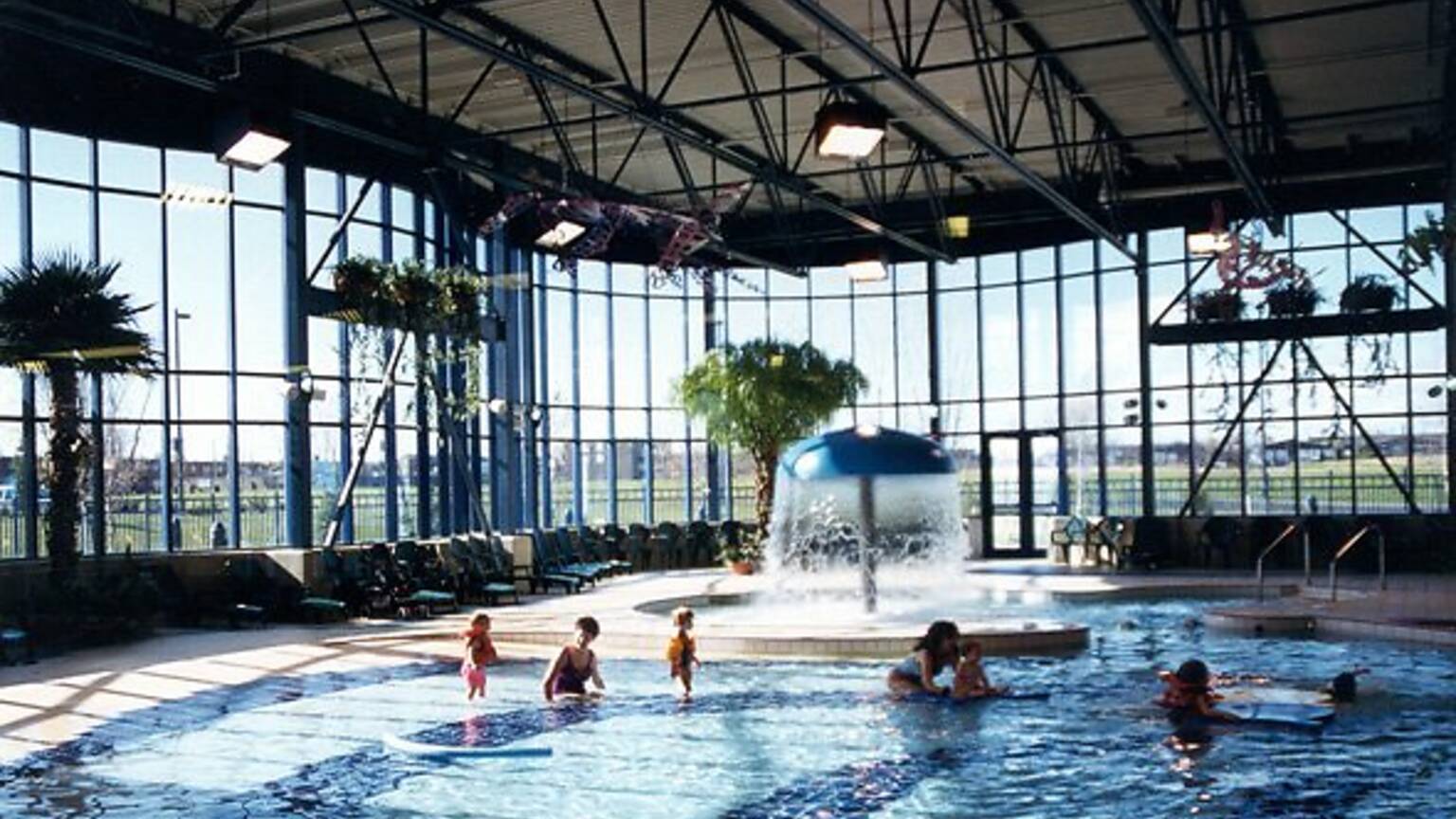 18 Best Pools in Montreal Where You Can Go for a Swim