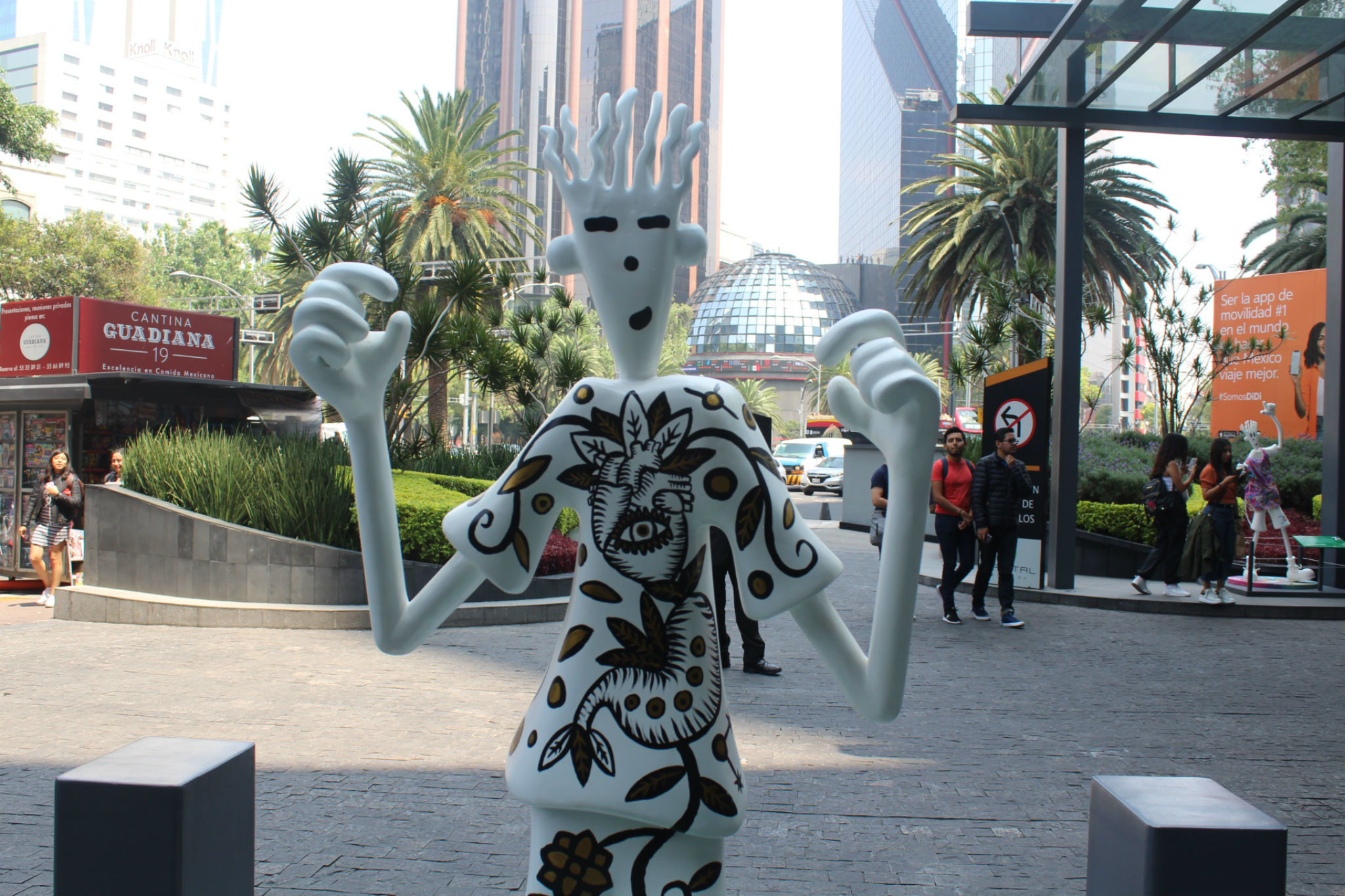 Fido Dido Parade 12 esculturas que demuestran lo que es sentirse bien ...