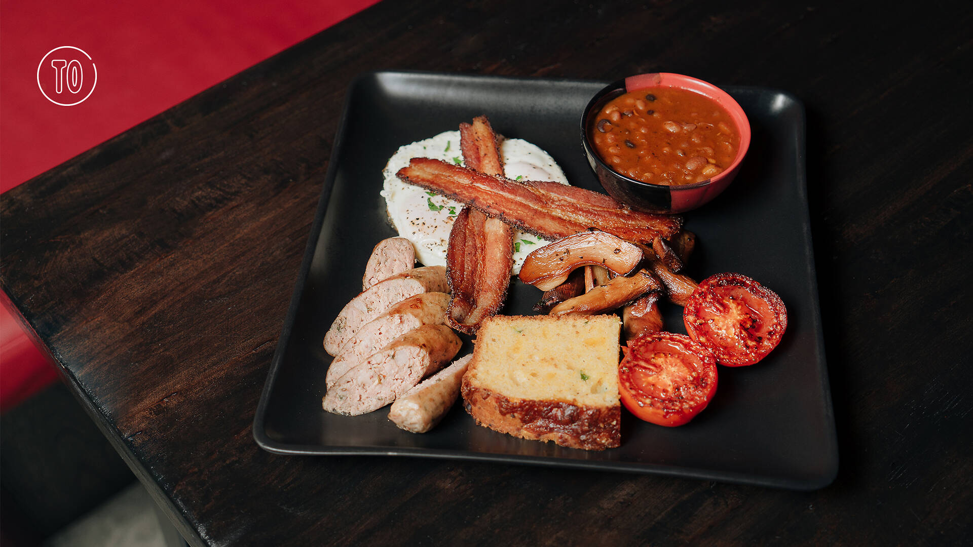 Ash Kickers Briskets & Bourbon | Restaurants in Ekamai, Bangkok