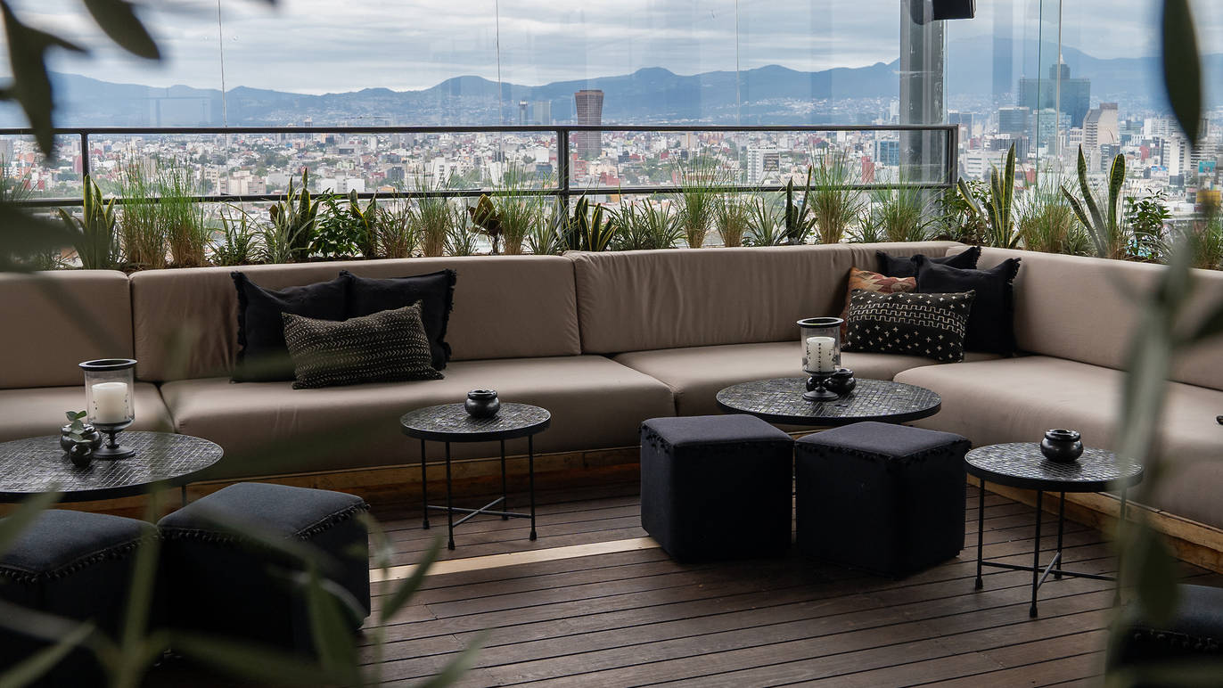 Supra, la nueva terraza de la Roma con cocina de Josefina Santacruz